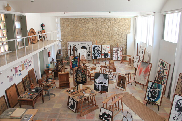 Working with Clay: Ceramic Highlights in the Artist’s Studio Museum ...