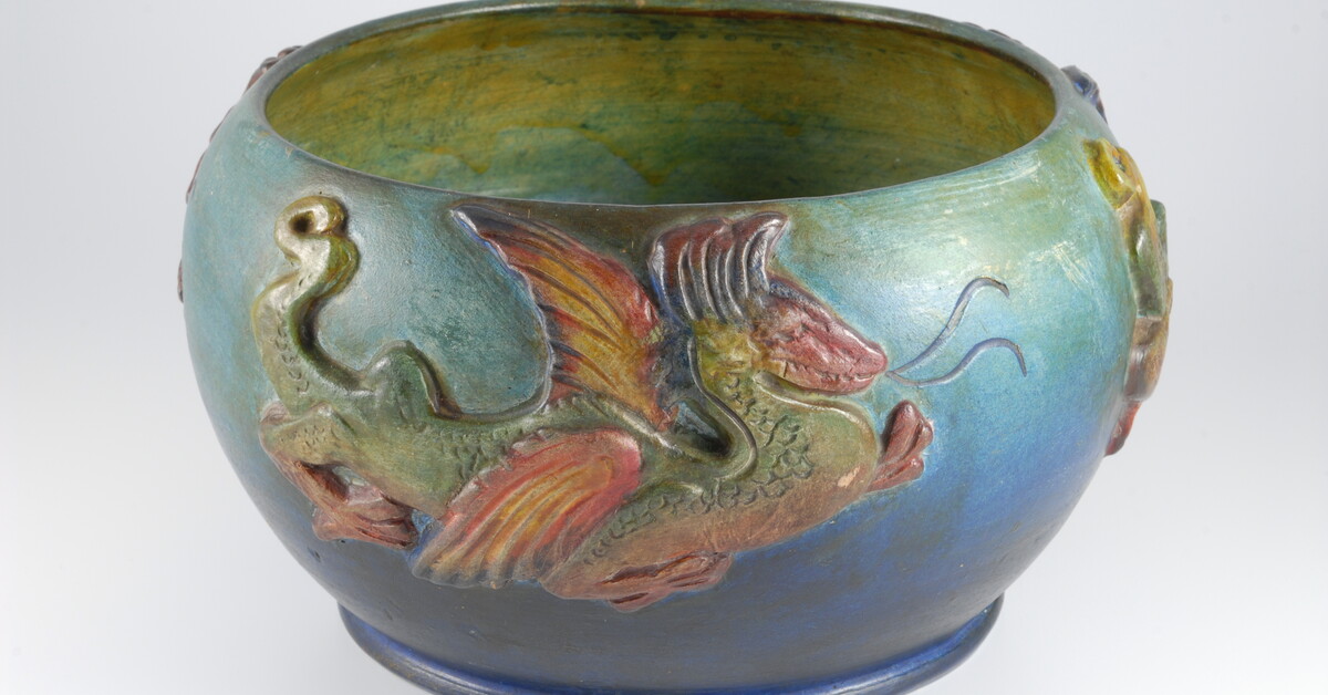 The Potters’ Arts Guild at Compton, Dragon Bowl, 1936 | Watts Gallery