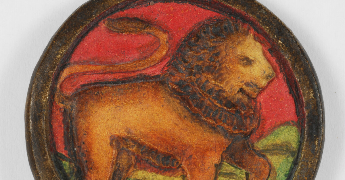 The Potters’ Arts Guild at Compton, Pendants | Watts Gallery