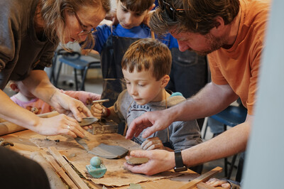 Pottery: clay club | Watts Gallery